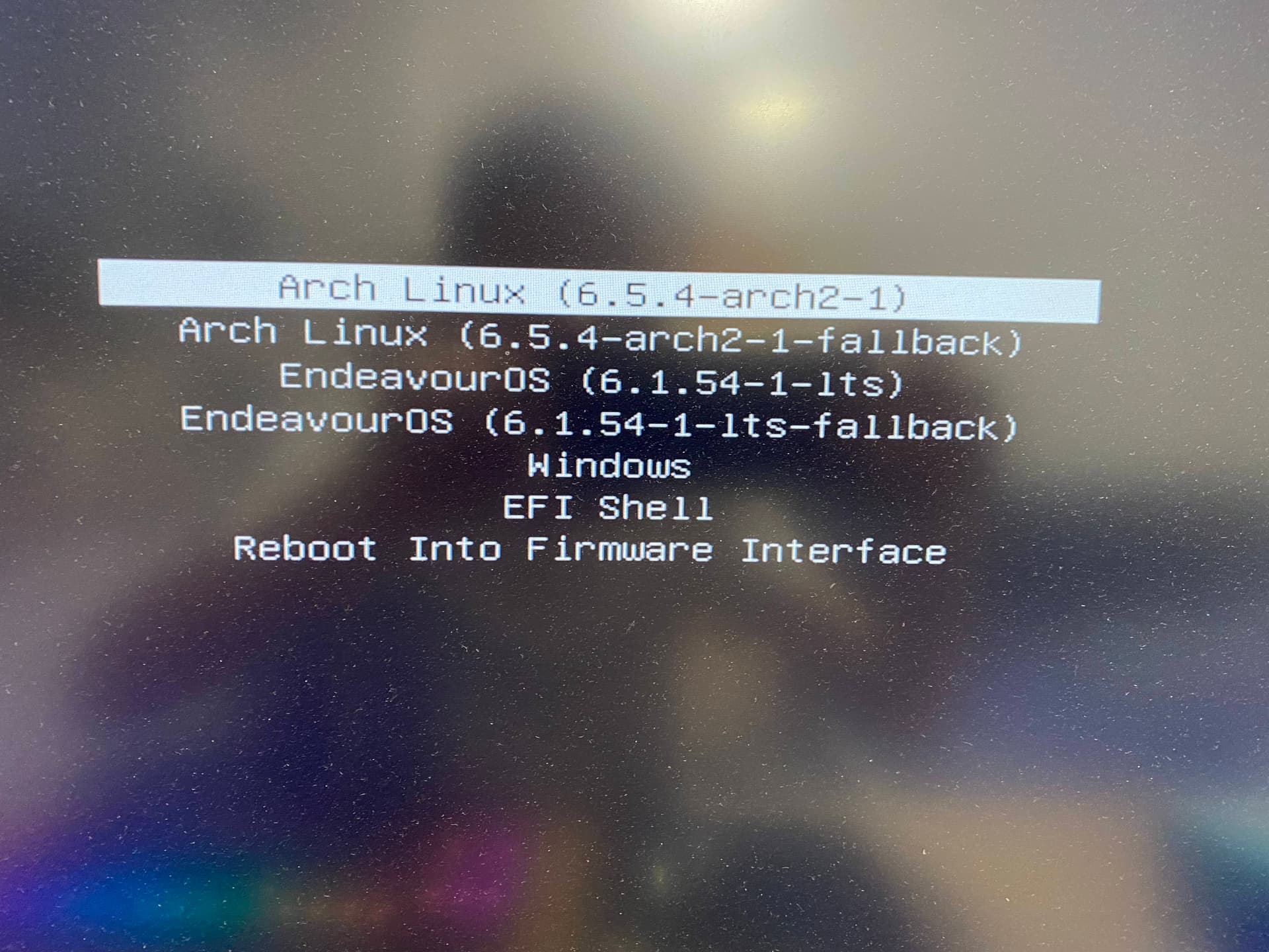 Bootloader change from 'Endearvour OS' to 'Arch' after update - Newbie - EndeavourOS